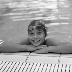 Evie Davis – ENGINE SWIM