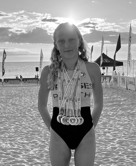 Zoe Woods – ENGINE SWIM